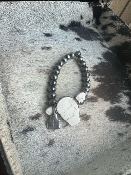 Jewelry | White Stone Navajo Pearl Bracelet | Poshmark